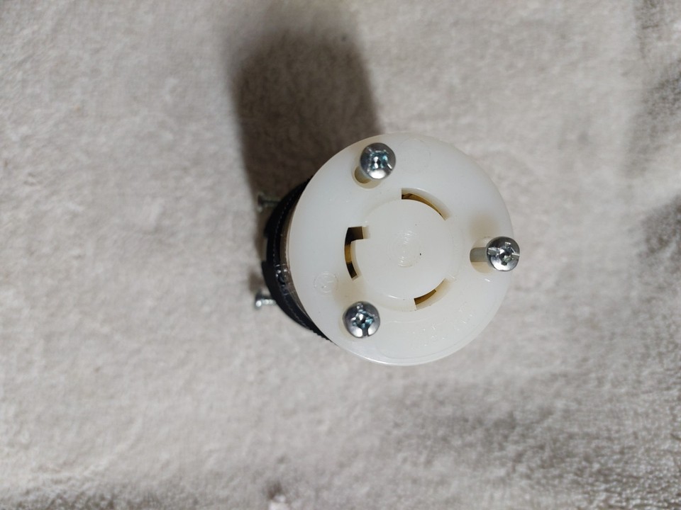 HUBBELL HBL2323 20A 250V 2P3W TWIST-LOCK CONNECTOR (LOT OF 2) | eBay