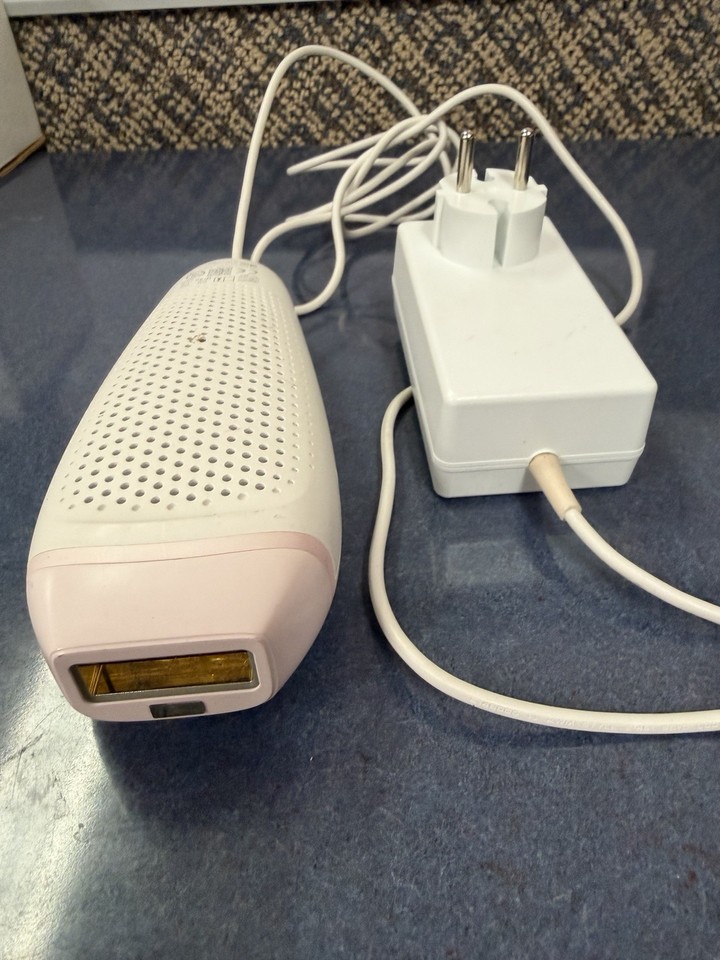 Philips Lumea Essential BRI861 IPL Hair Removal Device | eBay