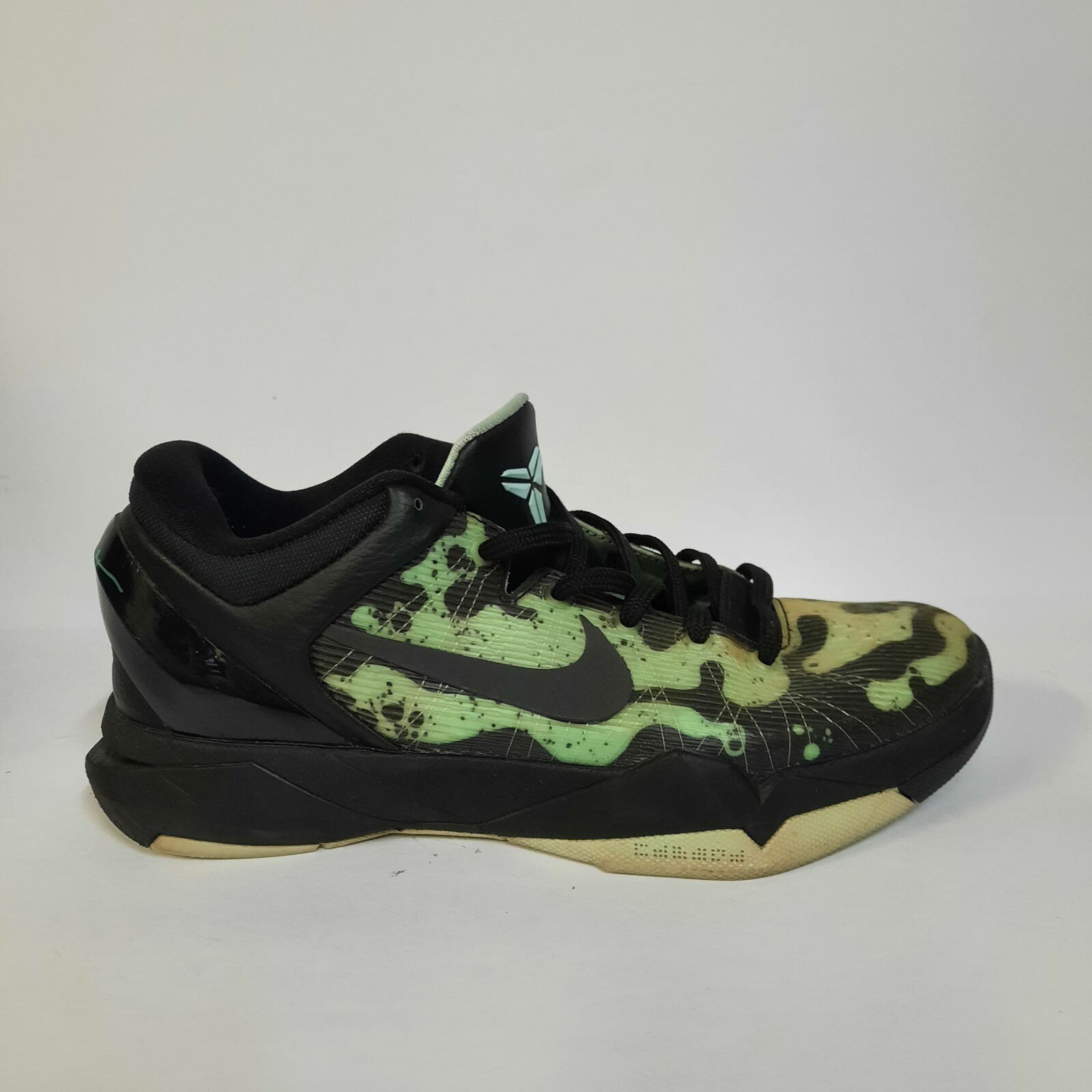 Kobe 8 Poison Dart Frog
