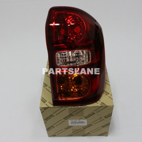 81551-42040 Toyota OEM Genuine LENS & BODY, REAR COMBINATION LAMP, RH ...