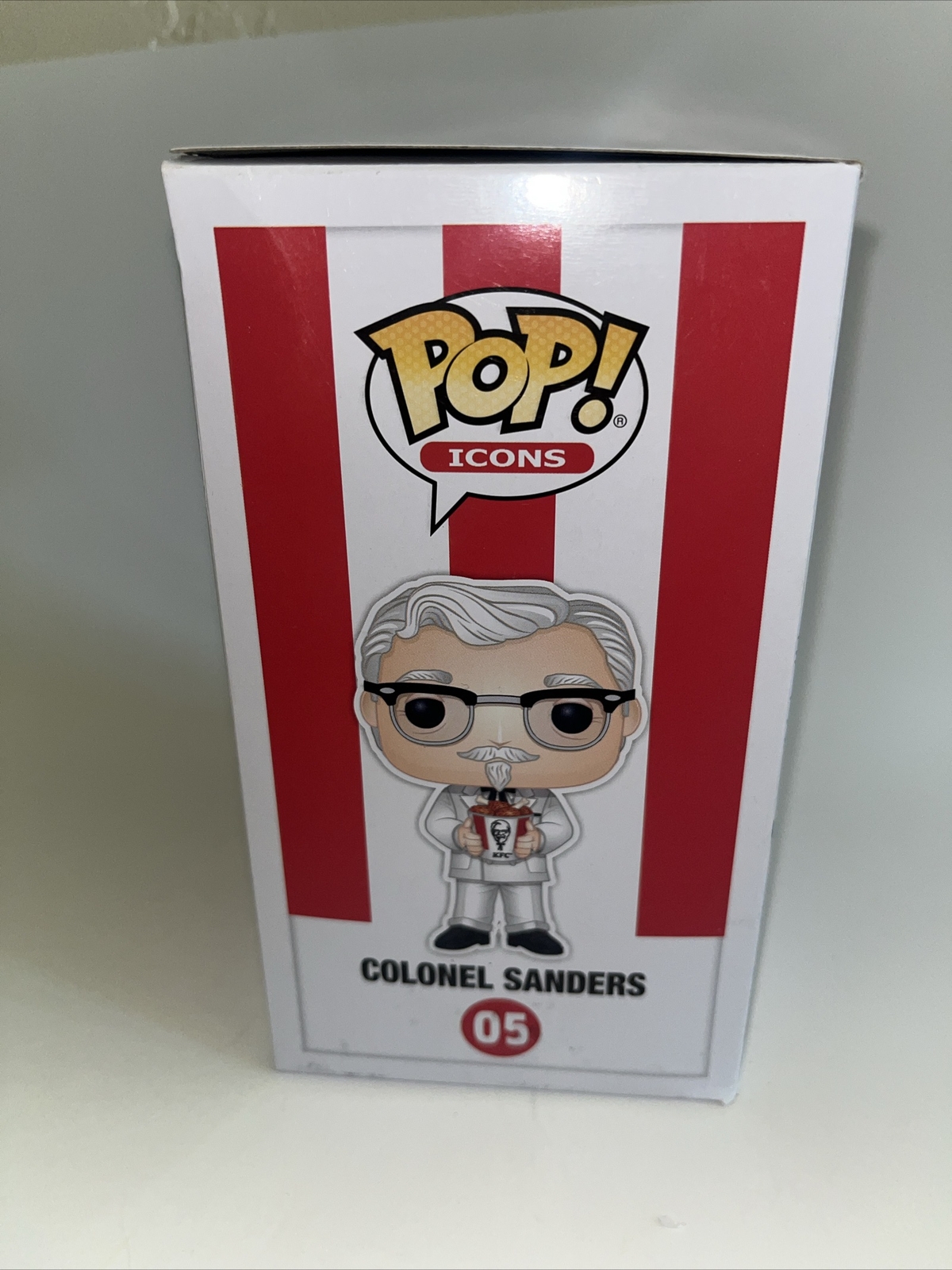 Funko Pop! Vinyl: Ad Icons - Colonel Sanders (Chicken Bucket) #5 for ...