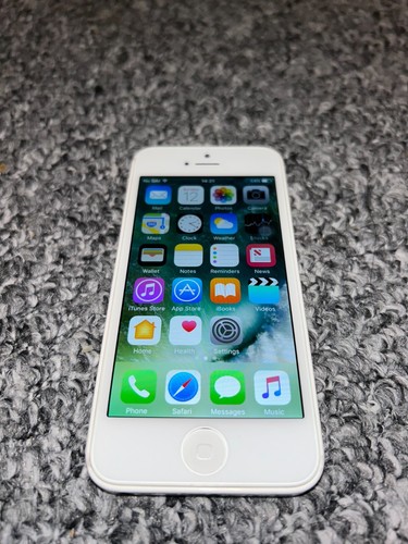 Apple iPhone 5c - 8GB - White (Unlocked) A1507 (GSM) - No scratches ...