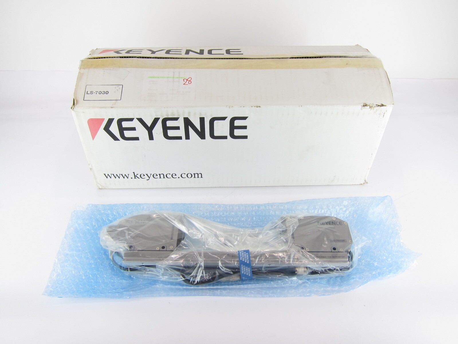 NEW Keyence LS-7030 Digital Micrometer Sensor Head LS7030 7030R 7030T ...