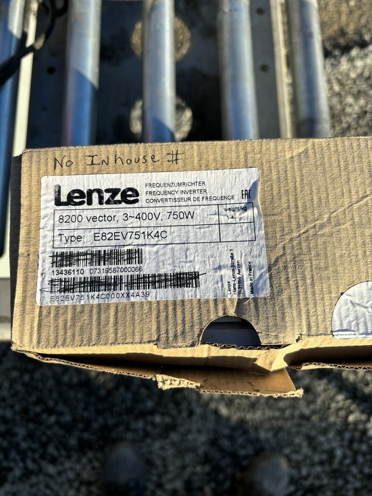 LENZE E82EV751K4C Frequency Inverter 8200 Vector 750W | eBay