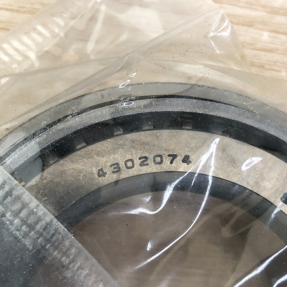 Eaton Fuller 4302074-Box Bearing for Fuller 21343 Transmission ~ Open ...