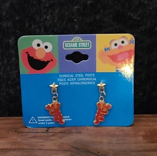 Vintage Sesame Street ELMO Cloisonne Pierced Goldtone… - Gem