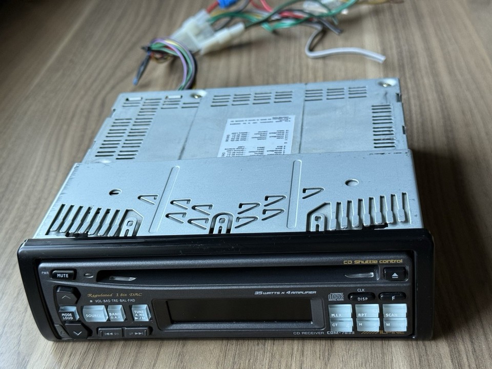 ALPINE CAR AUDIO STEREO IN DASH CD UNIT OLD SCHOOL CDM-7833 VINTAGE ...