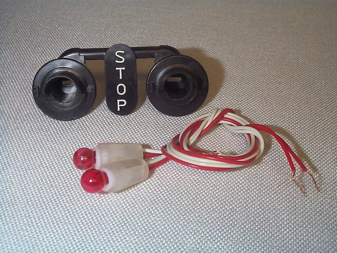 Lionel 154 Highway Flasher Target Black w/ Scale Bulbs. Lamp Sockets ...