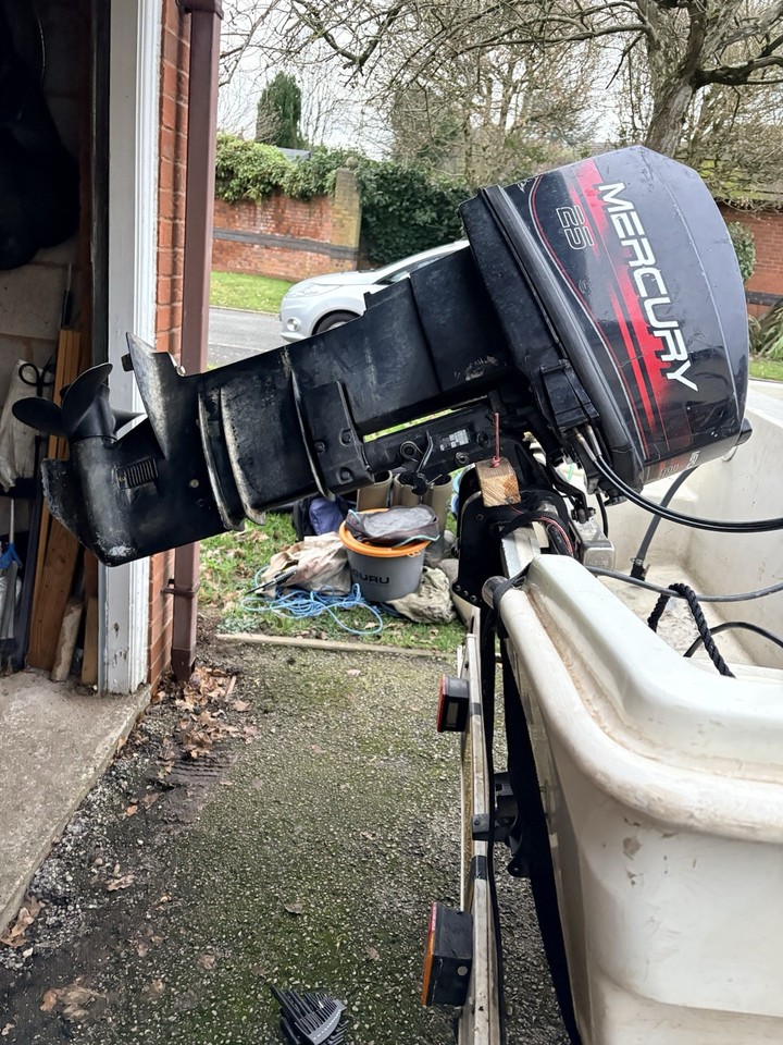 Fishing Boat 14ft Salcombe Flyer 440 With Mercury 25hp Outboard Motor ...