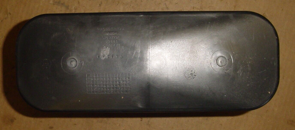 12 13 14 15 16 17 18 RAM 1500 2500 3500 Rear Floor Removable Storage ...