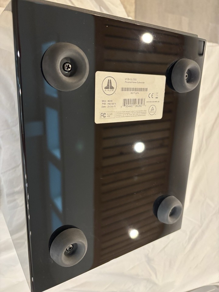 JL Audio Dominion D110 - 10" Powered Subwoofer Gloss Black - excellent condition | eBay