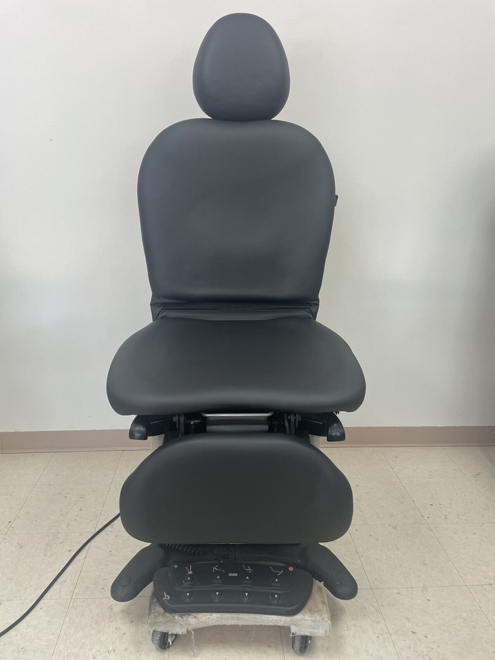 Pre-Owned Midmark 630 Humanform Power Procedure Table Chair Black Top ...