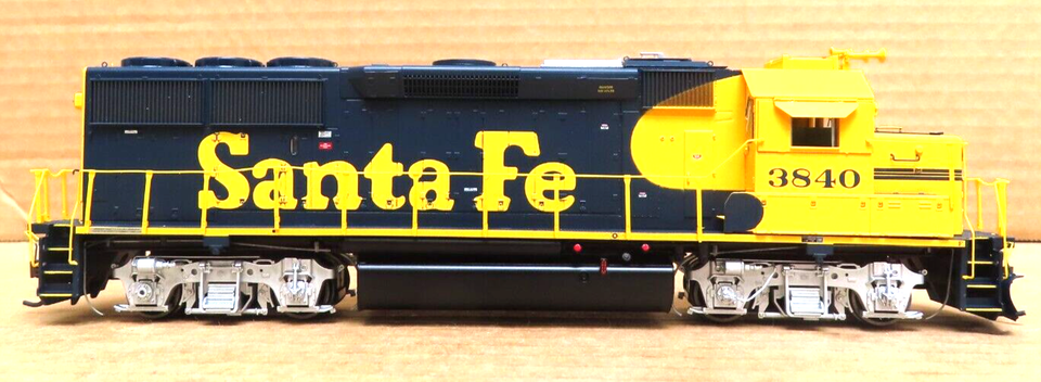 ATHEARN GENESIS 40534 SANTA FE GP50 PHASE II HO SCALE (BENT HANDRAILS ...