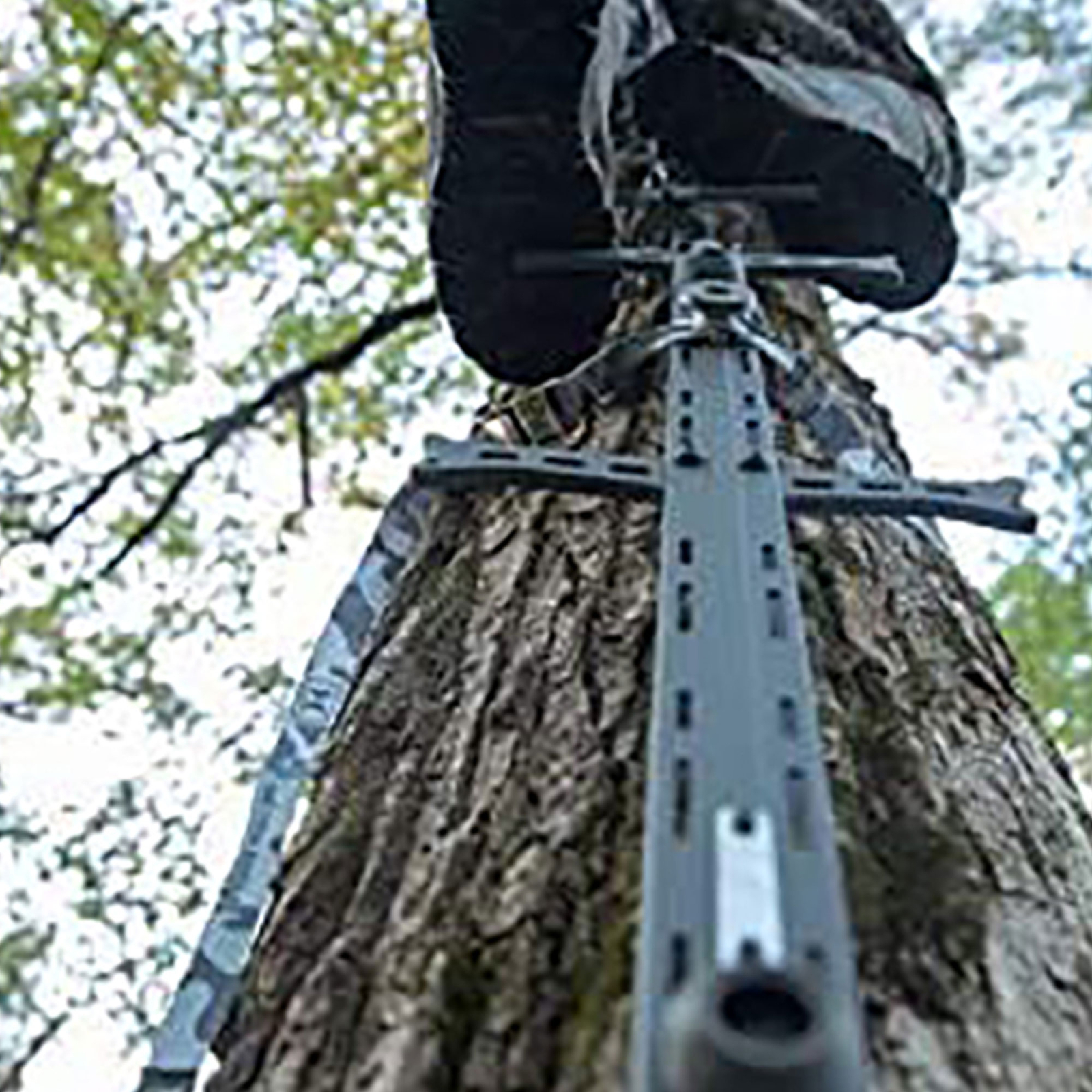 Hawk Helium Hunting Treestand Portable Climbing Sticks w/ Fold Up Steps ...