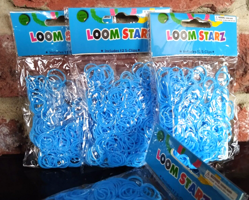 4 x 300pc (1200pcs) Light Blue Loom Bands Inc Hook 60pcs S Clips *LATEX ...