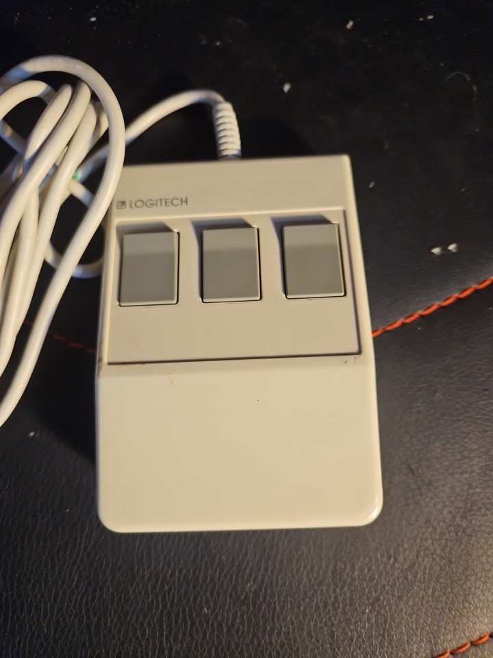 Vintage Logitech P7-3F 3 Button PS2 Ball Mouse | eBay
