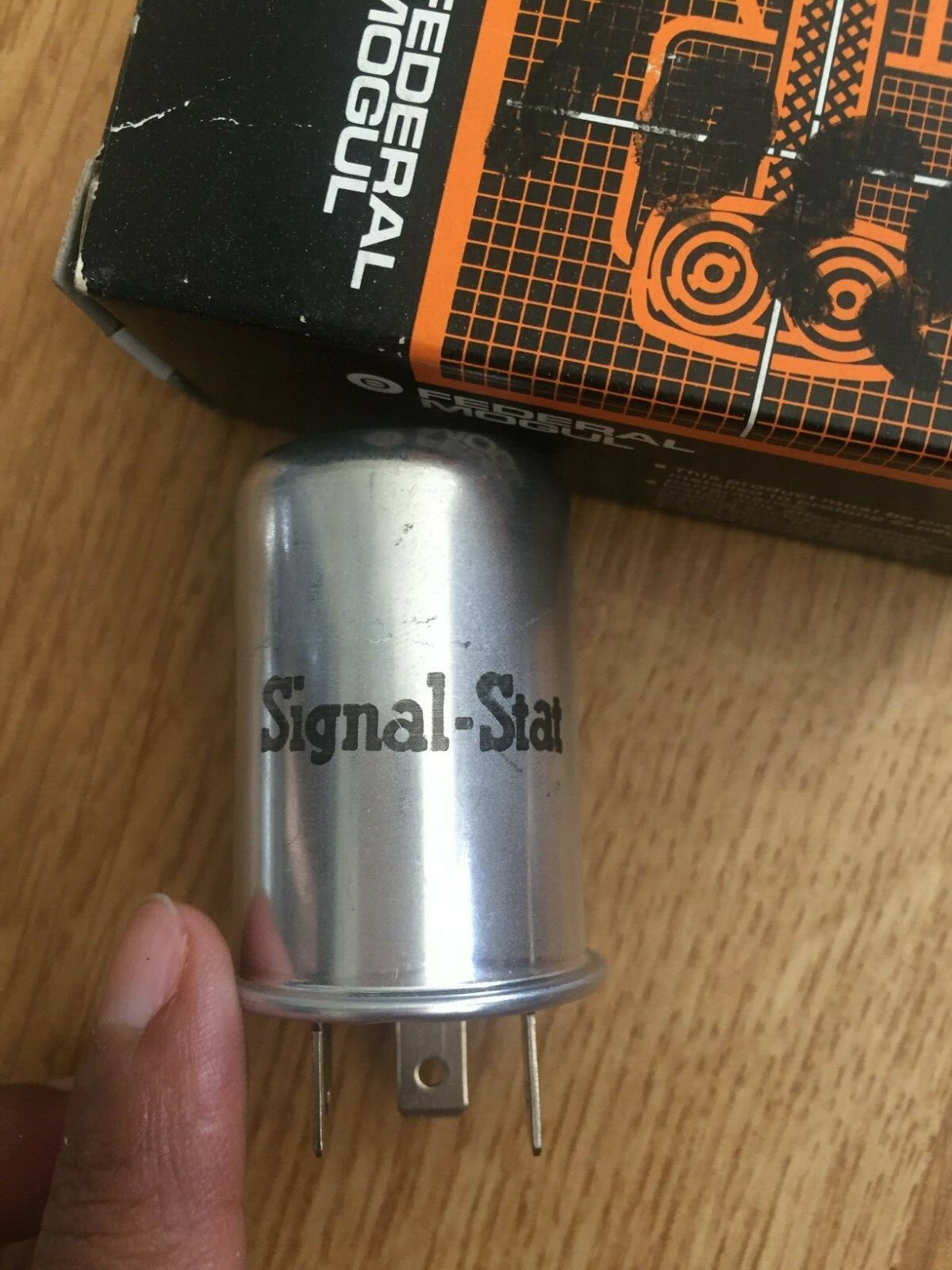 Signal Stat 550 12V Silver Aluminum Heavy Duty Turn Signal Flasher ...