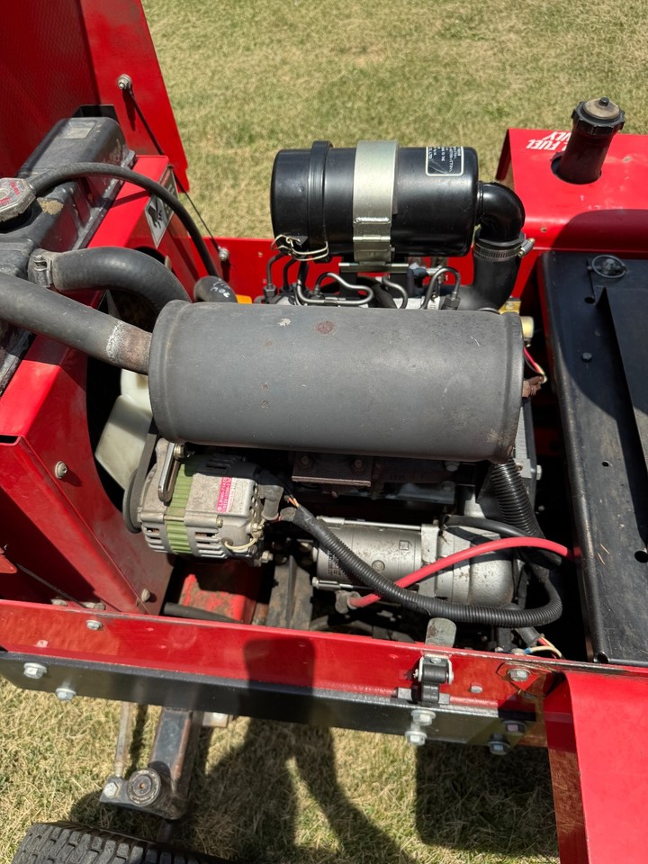 GRAVELY PROMASTER DIESEL 22H/400 COMMERCIAL MOWER | eBay