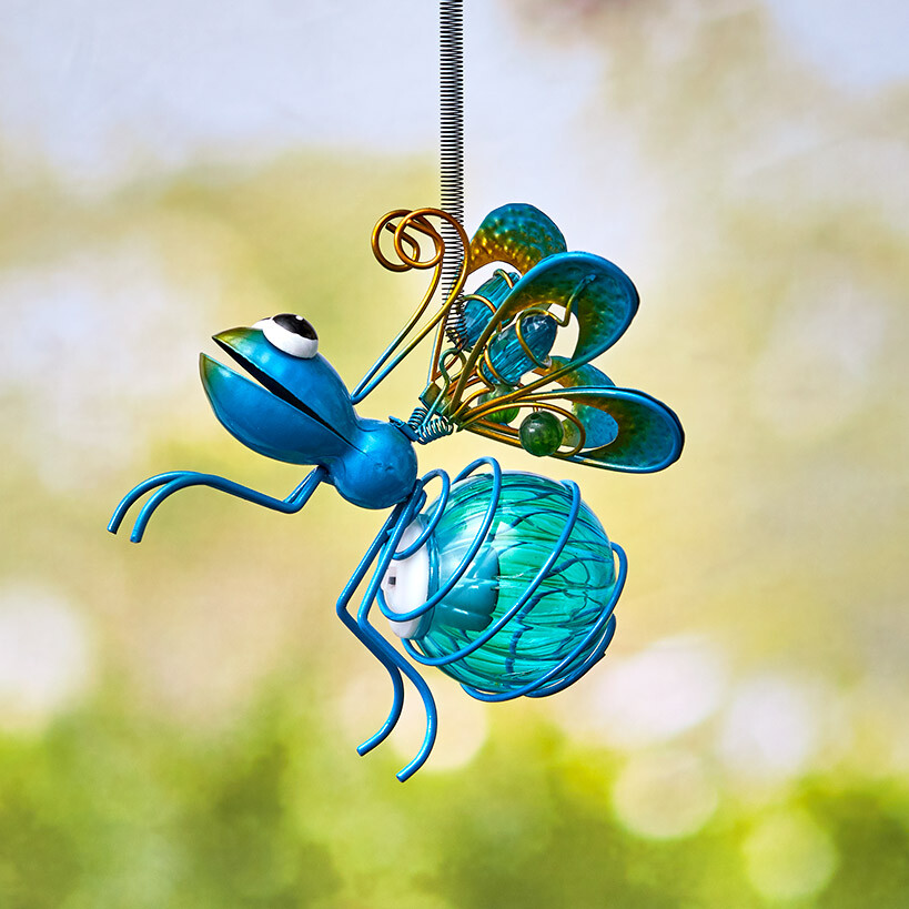 Solar LED Lighted Flying Bugs Garden Critters Dragonfly Bumble Bee or ...