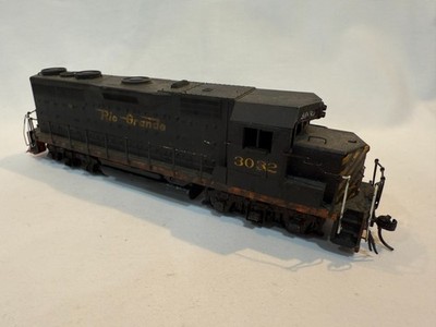 Athearn Blue Box HO Scale Rio Grande Diesel GP-35 Locomotive #3032 ...