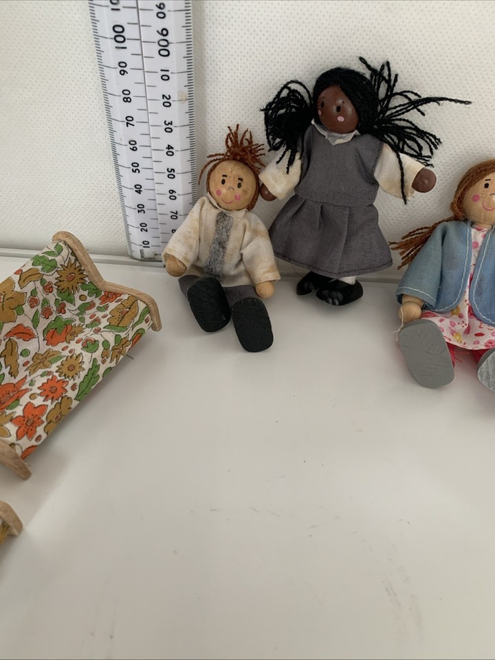 Wooden Posable Family People Doll Figures For Dolls House - Set Of 3 ...
