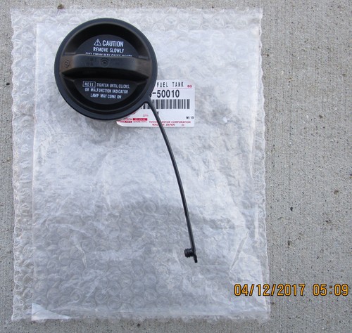 01 - 04 TOYOTA HIGHLANDER SPORT FUEL GAS TANK CAP WITH TETHER BRAND NEW ...