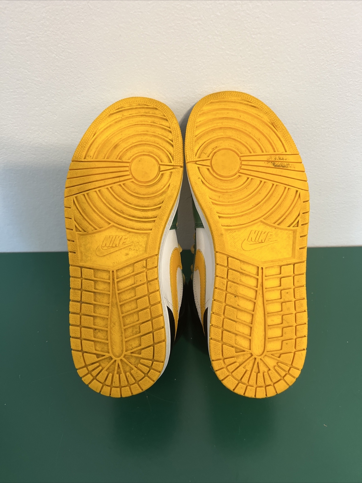 Nike Air Jordan 1 Seattle Super Sonics Men's Size 8 U… - Gem