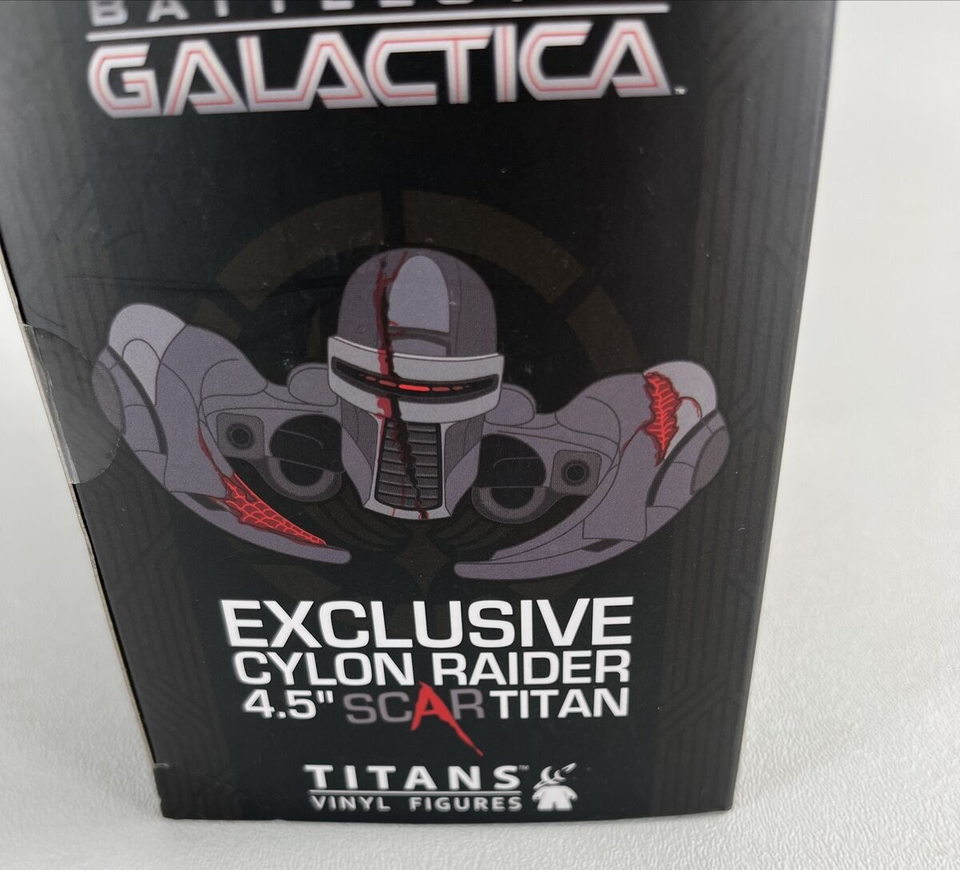 New Battlestar Galactica Exclusive Cylon Raider 4.5" Scar Titan Vinyl ...