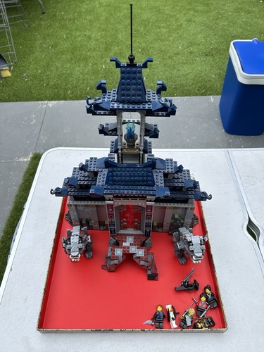 LEGO 70617 NINJAGO: Temple of The Ultimate Ultimate Weapon ...