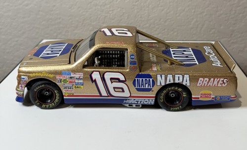 Ron Hornaday #16 Nascar NAPA GOLD 1997 Chevy Race Truck 1:24 Square ...