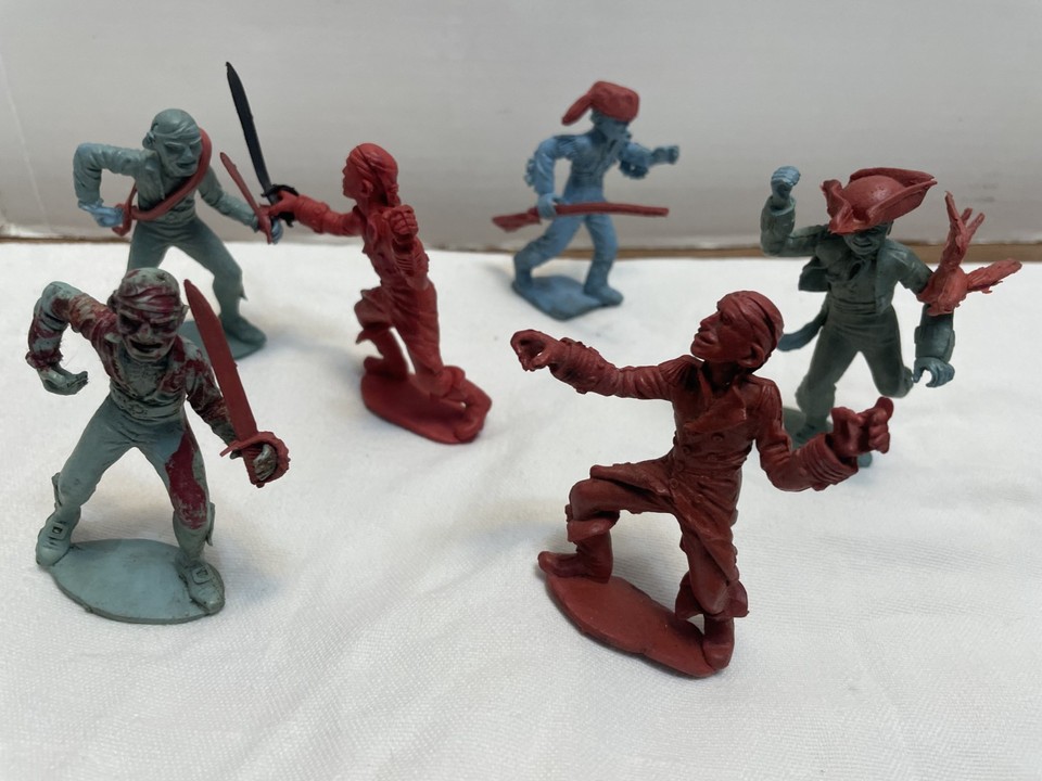 Lot of 1950s Peco Rubber Vinyl Plastic Figures – 5 pirates + 1 woodsman ...