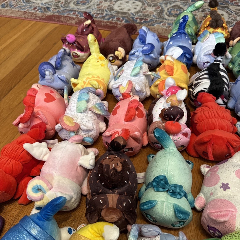 Aphmau MeeMeows Mystery Litter Plush Cats Stuffed Animal HUGE LOT Of 54 ...