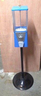 Candy & Bulk Vending Machines - Oak Vending Machines