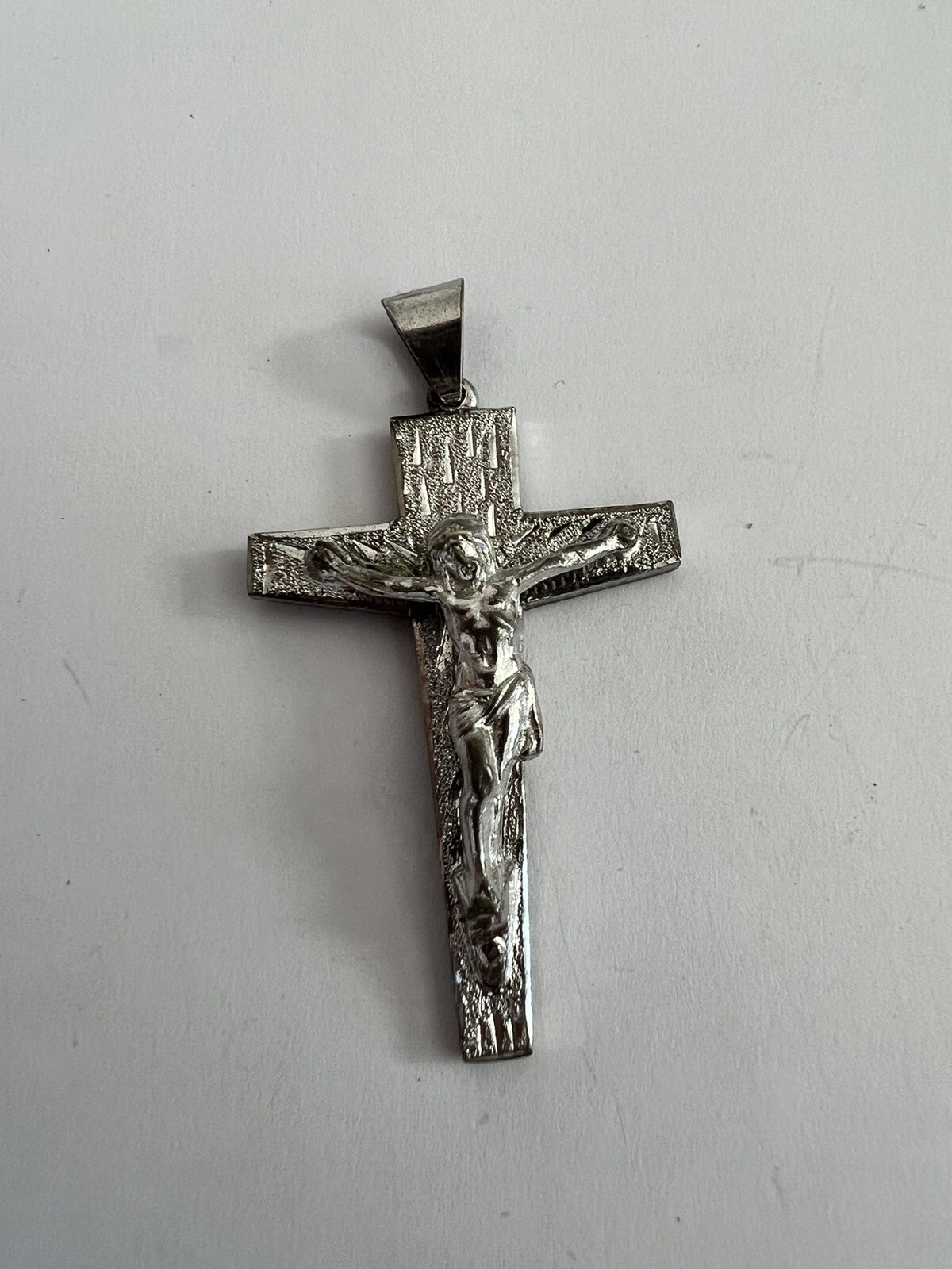 925 Sterling Silver - Catholic Crucifix Pendant #8236 - Gem