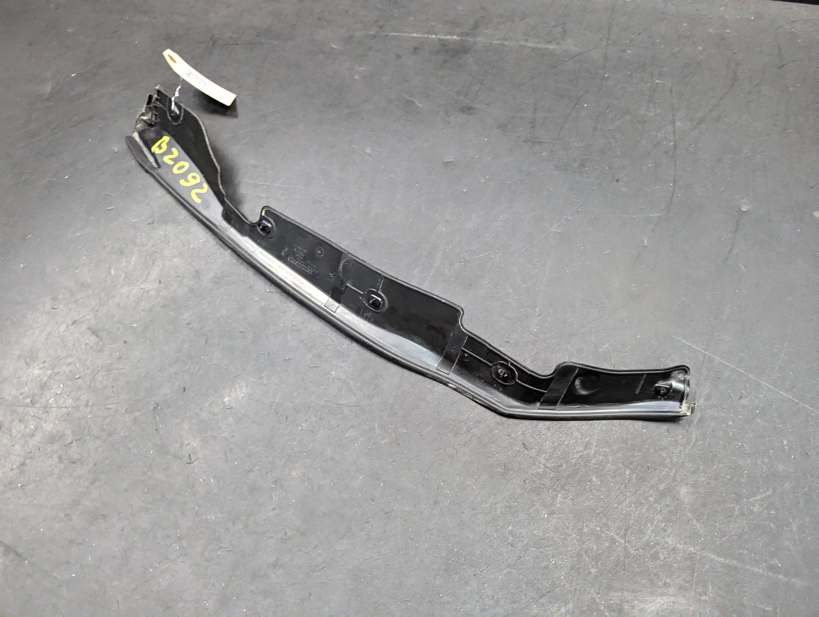 Front Right Door Front Side Weatherstrip 2022 BMW X1 51767349644 2016 ...