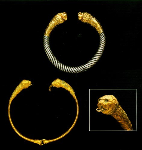 Ancient Gold Jewelry Etruscan Roman Greek Italian Near Eastern 700BC ...