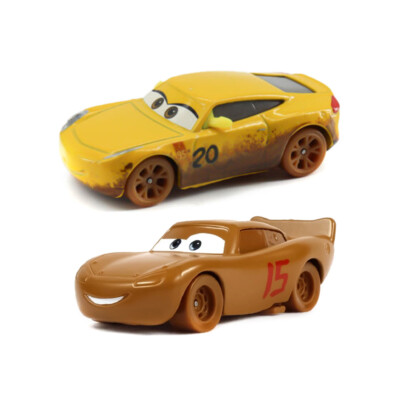 2PCS Disney Pixar Cars 3 MUD RACE McQueen & Cruz Die-cast Toy Model Car ...