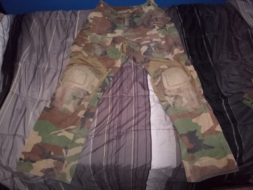 Crye Precision G3 Combat Pants M81 Woodland Pattern 30R w/ Green ...