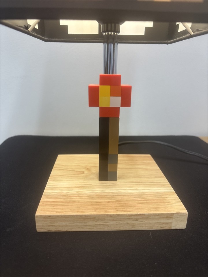 MOJANG Minecraft Glowstone Night Table Desk Lamp with Shade 14" | eBay