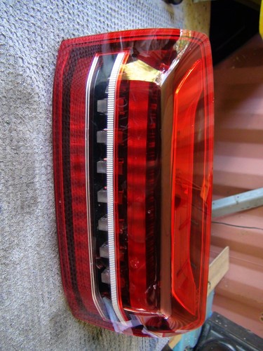 Genuine JAC T9 ute tub Right side LED lamp tail light rear 01/2024 to ...