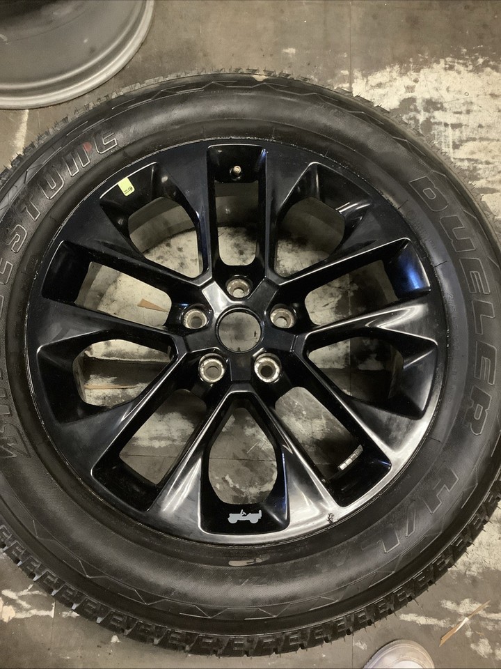 Jeep Wrangler JL 4xe Gladiator 20-25 9262 OEM 20x8 BLACK RIM W/ NEW ...