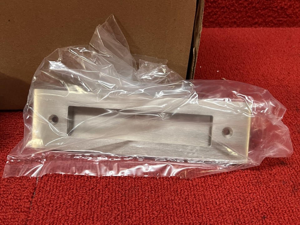 Open Box Emtek Pocket Door Mortise Narrow Modern Rectangular Passage ...