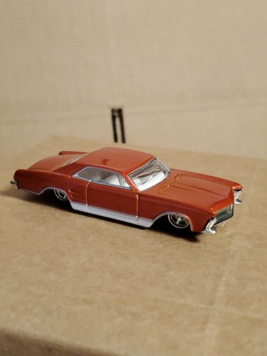 Hot Wheels 100% Auto Affinity Custom Rodder '64 Buick Riviera Lowrider ...