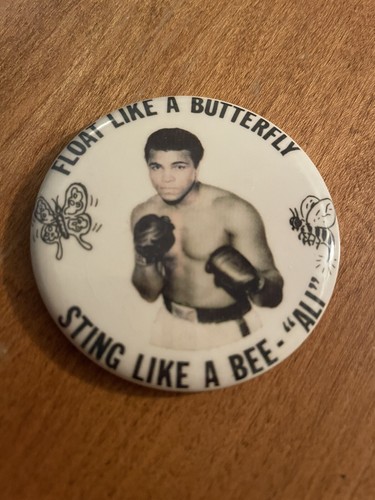 Muhammad Ali 2.25 in. Button Pin Float Like A Butterfly Sting Bee ...