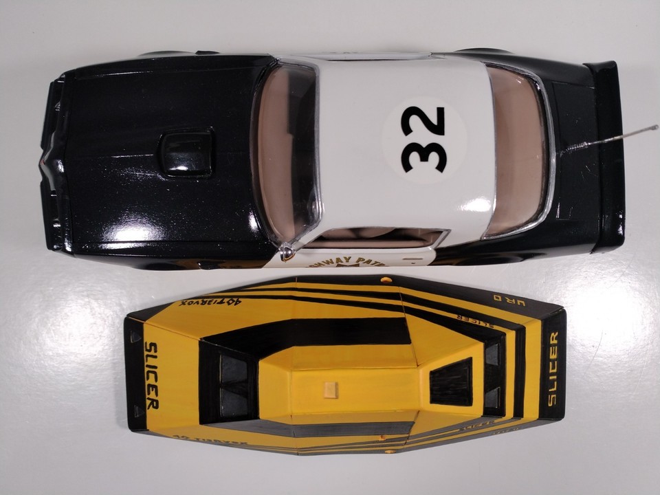 1/25 scale "The Slicer" and 79 Pontiac T/A CHP interceptor model car ...