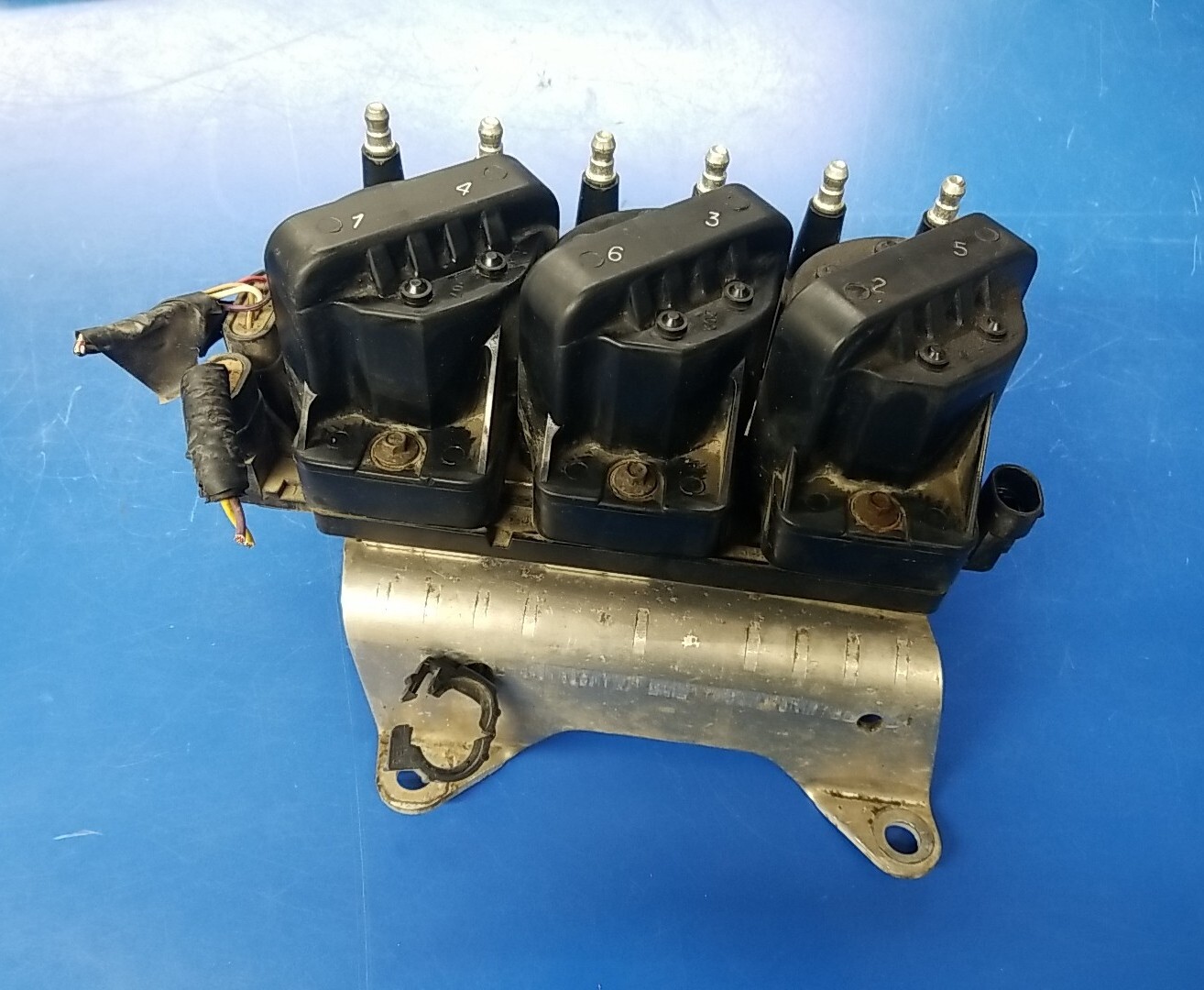 General Motors 3.4L Engine Ignition Coil Ignitor Pack OEM. 11039613 | eBay