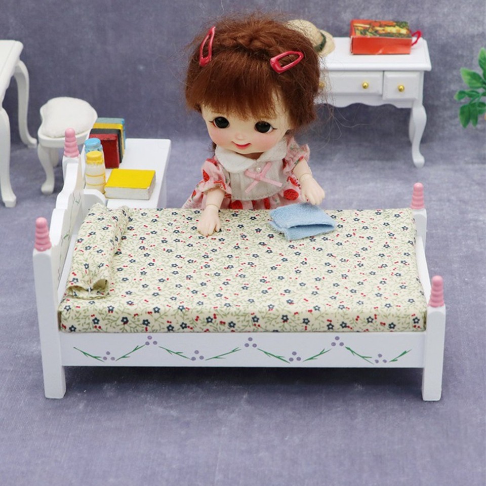 Mini House Furniture Bed Model Dollhouse Beds Miniature Toy Furnishing ...