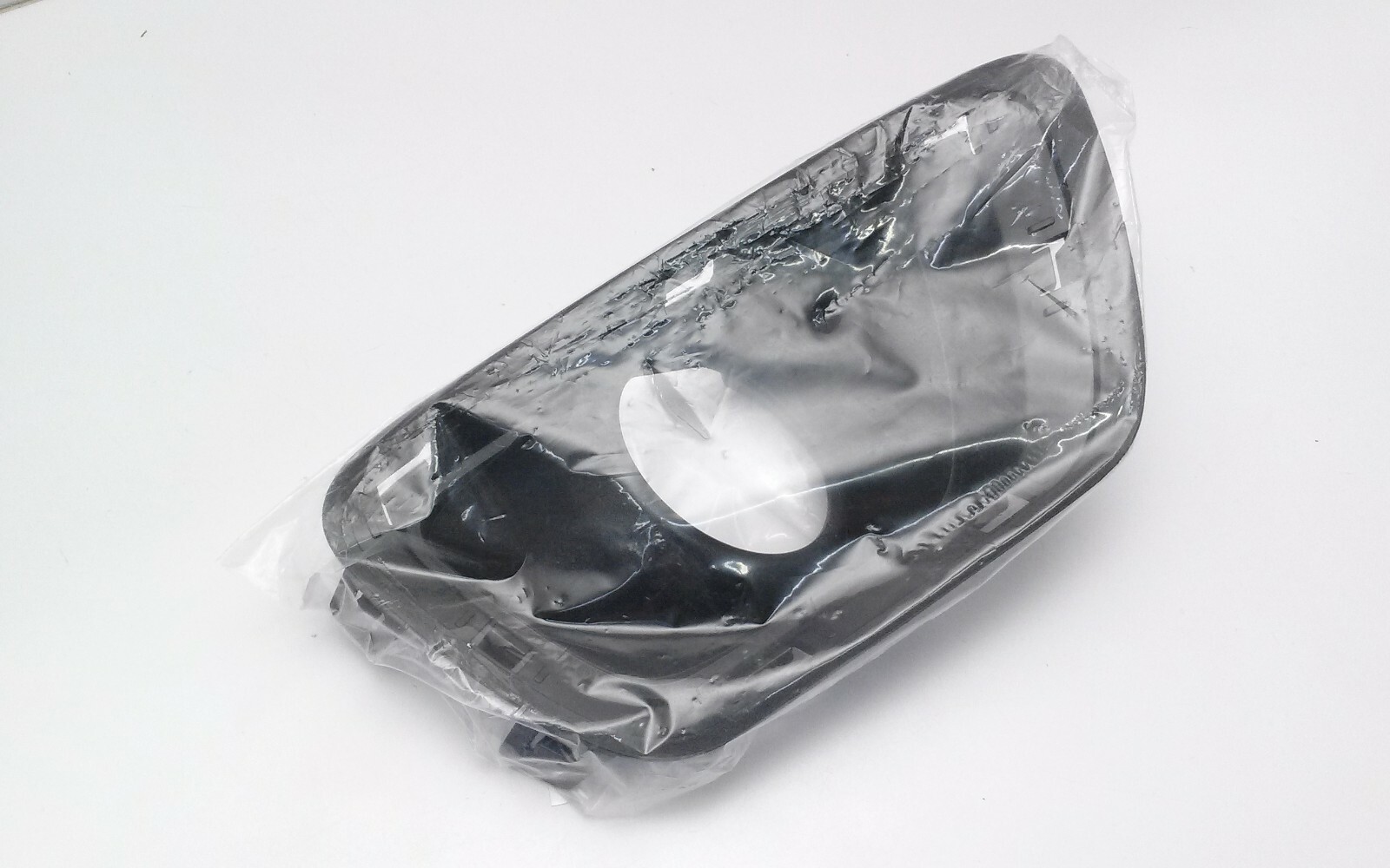 2015-2020 Chevy Colorado passenger side front fog lamp bezel OEM ...