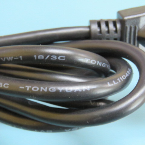 VOLEX 17251-10B1 Qty of 5 per Lot Cord Power C13 5-15P Plug 3 Cond SVT ...