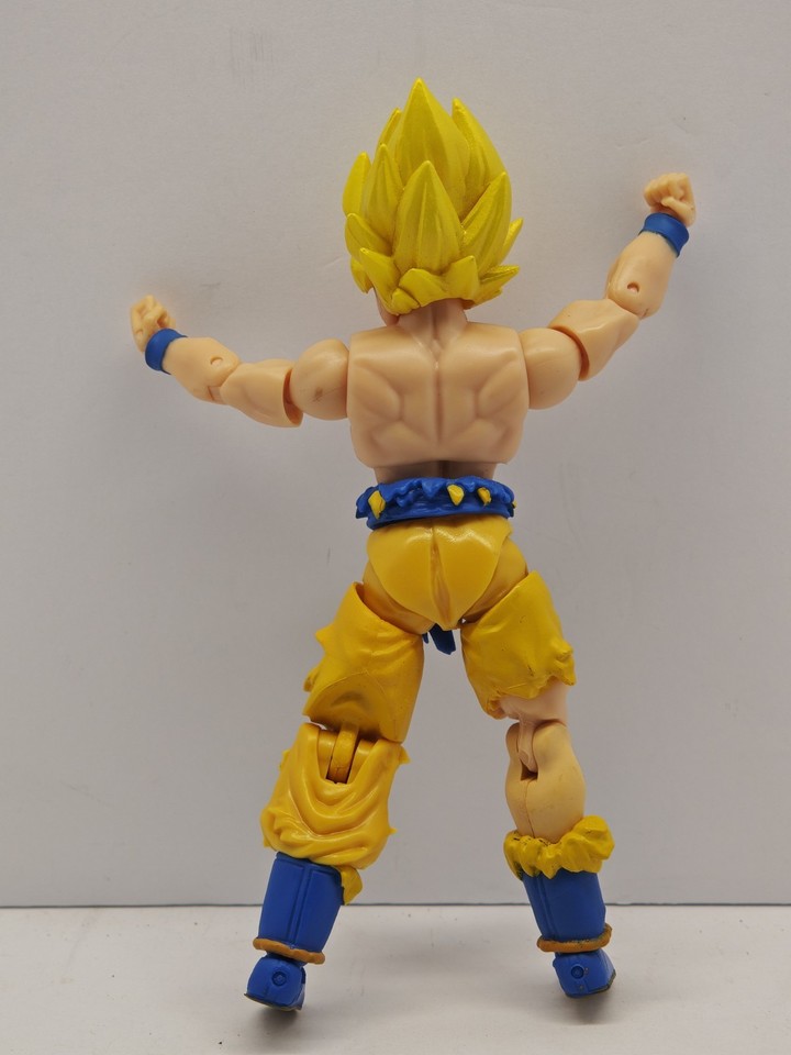 Dragon Ball | 5" Evolve Super Saiyan Son Goku Battle Damage Action ...